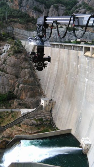 Vehicles and cranes for filming - Purchase of SCORPIO 23 - Scorpio